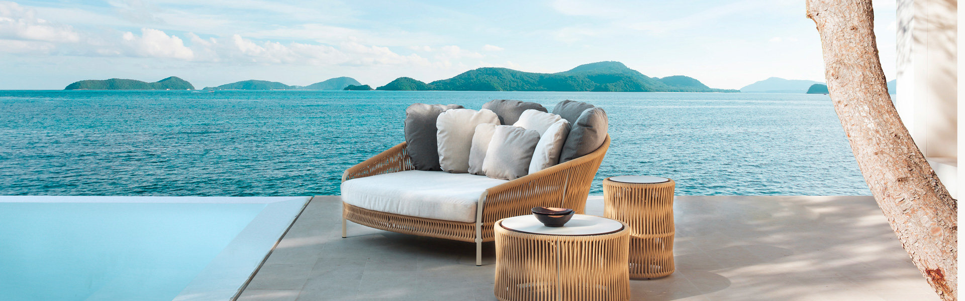 WEAVE Daybed - Relaxed Outdoor Comfort | Outdoor Daybed NZ