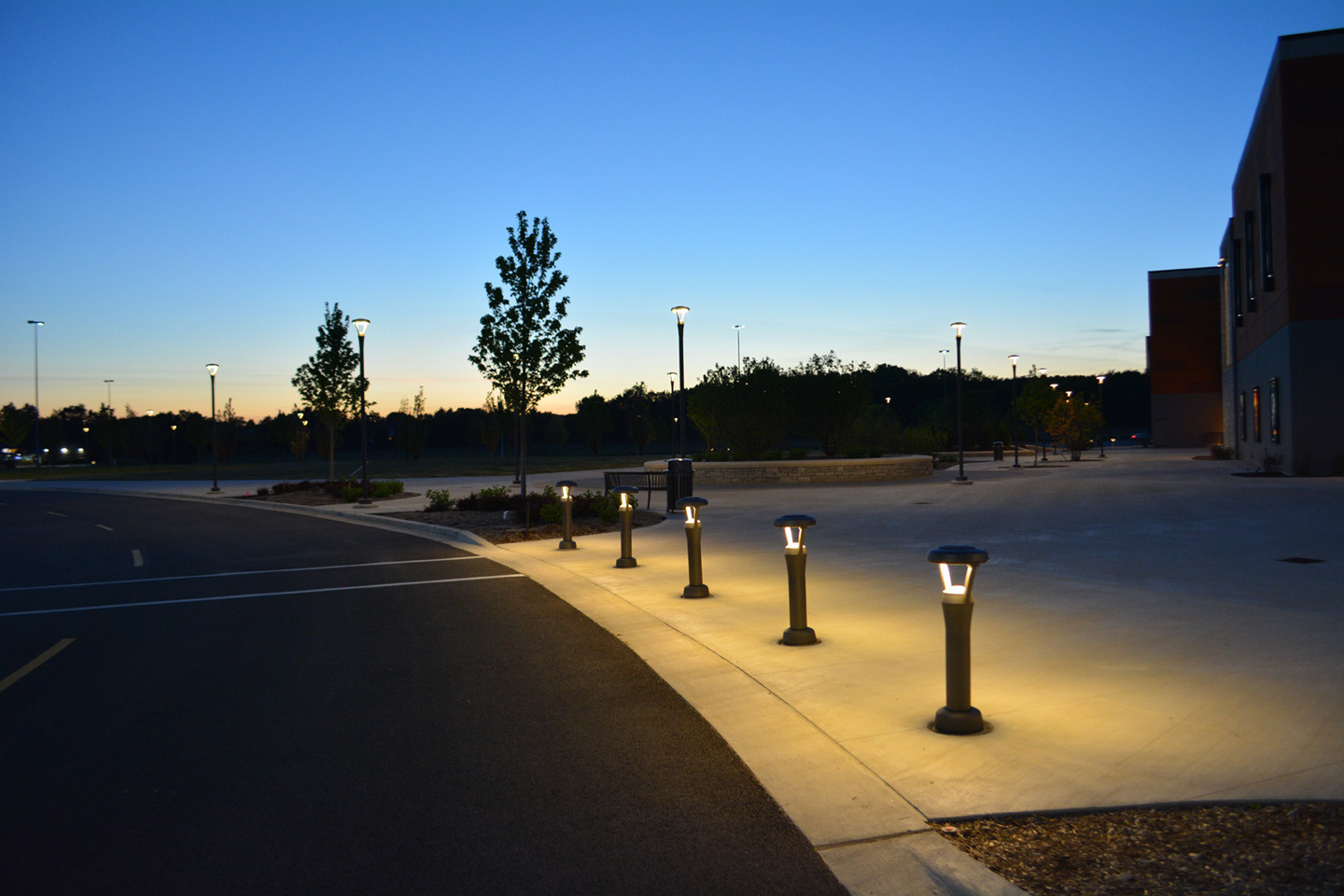 LINE CARD | PNW Lighting Traffic