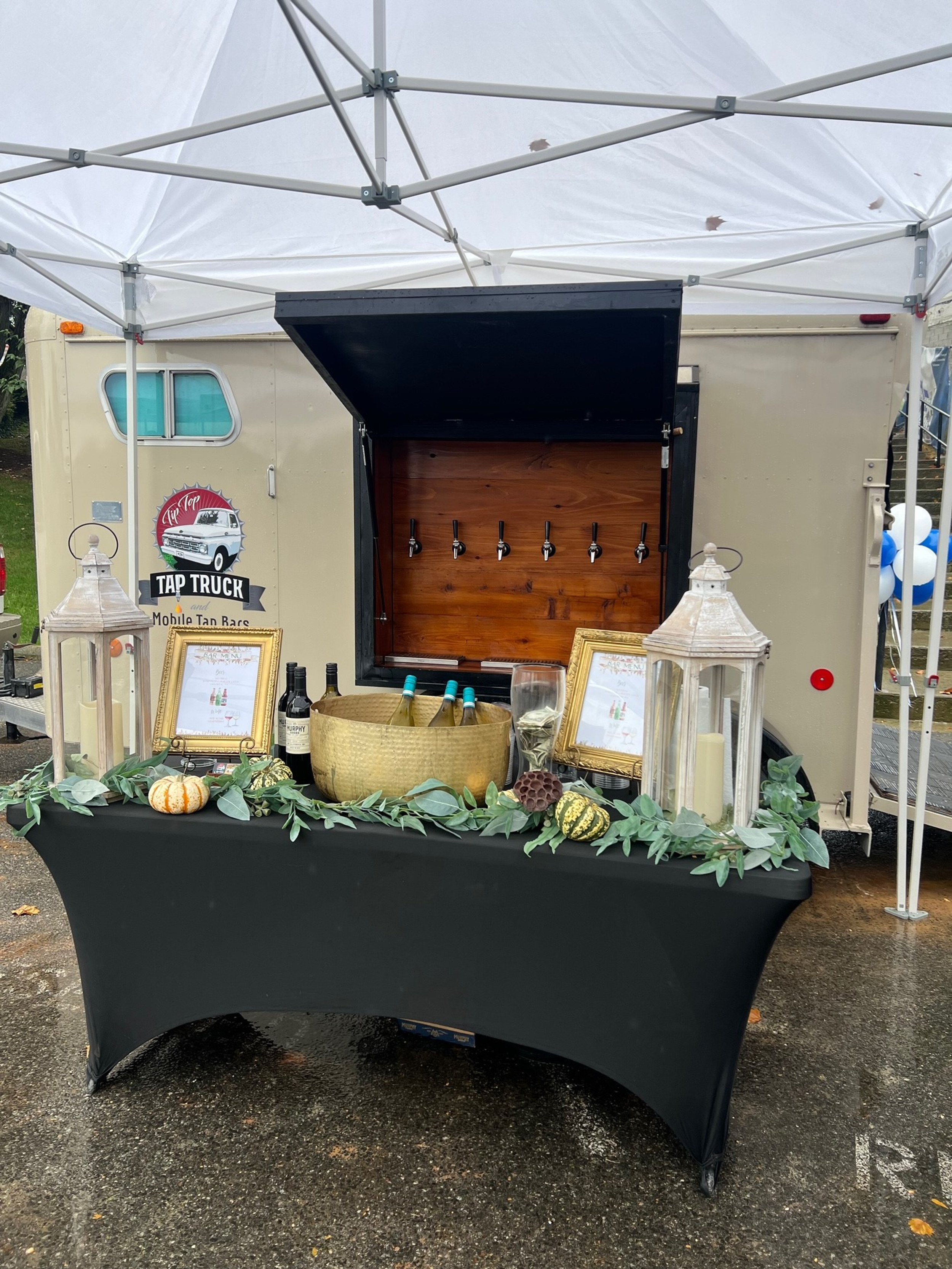 Mobile Bar Rental | Loudoun County | Tip Top Tap Truck & Mobile Bars