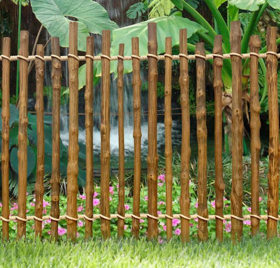 8 Bamboo Fencing Ideas For Your Outdoor Goals