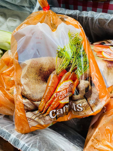 CARROTS 1KG BAG | Midway Fruit & Veg