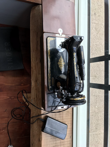 Singer sewing machine | Battlefield Restoration