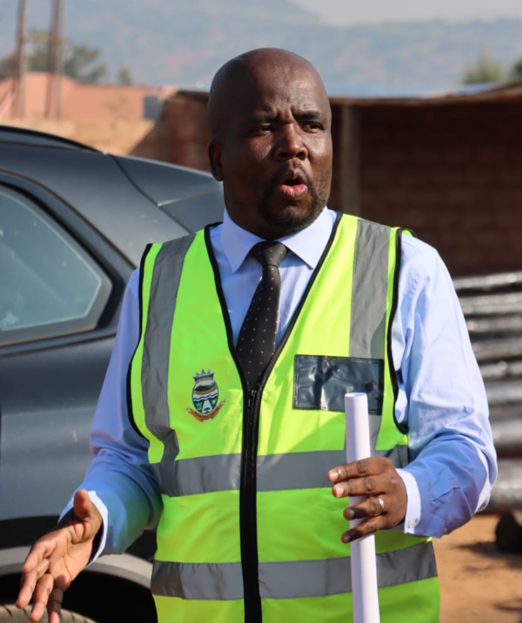 Bringing Light to Apel: Mayor Eddie Inspects Electrification Project