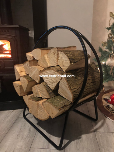 Circular Log Holder (OIW5) | Cedric Hall