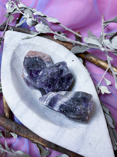 Raw Amethyst (Sleep, Calmness, Spiritual Growth) | Rainbow Child