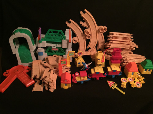 Fisher Price Flip Track Rail & Road Train Play | kidsheaveninlisle