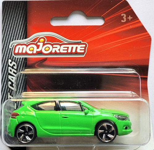 Majorette Street Cars - DS4 2023 Green | SlamWheels.com