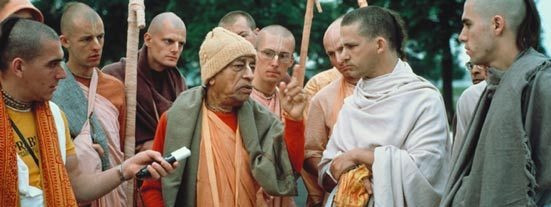 Neophytes Observe the Pure Devotee Only Externally