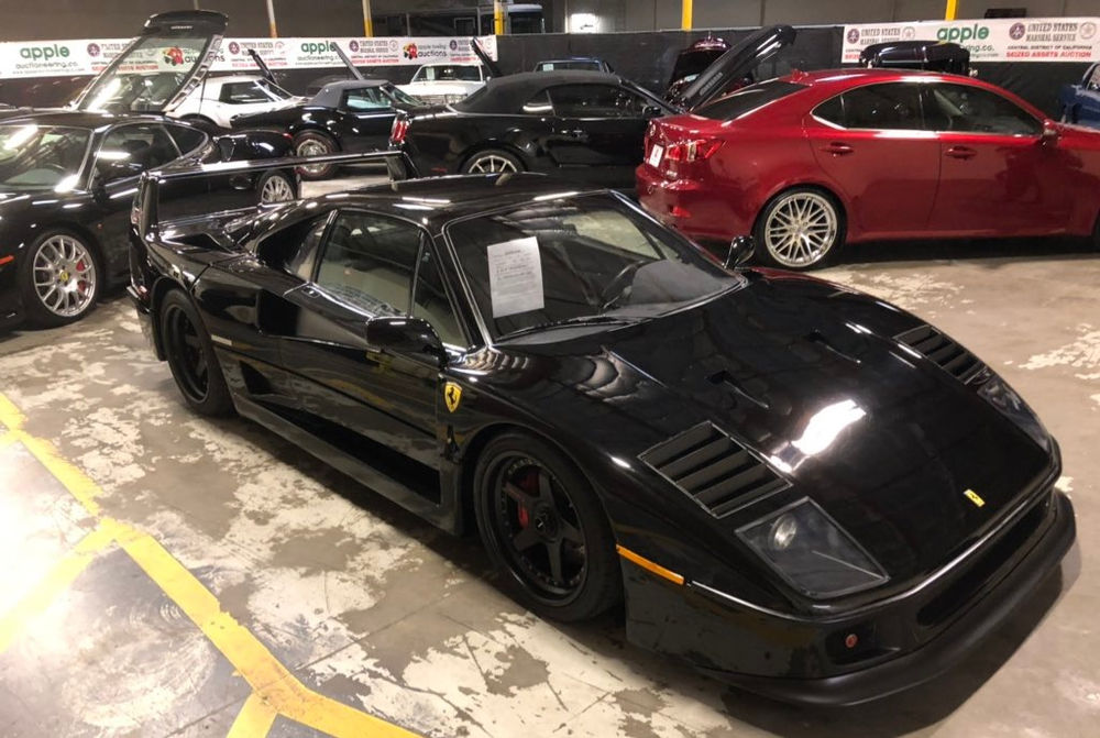 Auction - 1991 Ferrari F40 built by Gas Monkey Garage