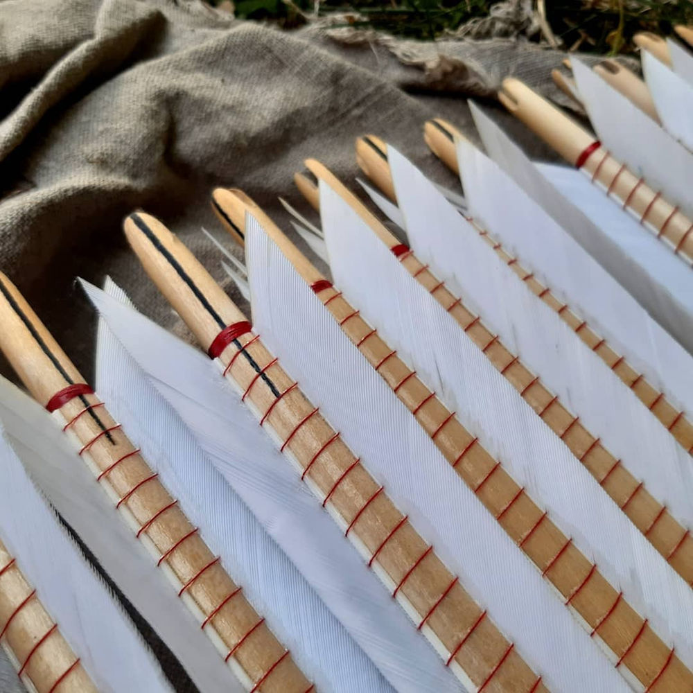 Full set of 24 heavy military arrows