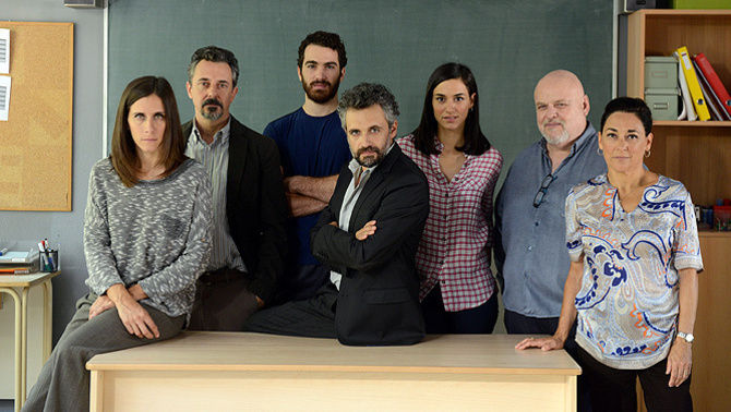 Los Peripatéticos. Capítulo 1 Temporada 1.