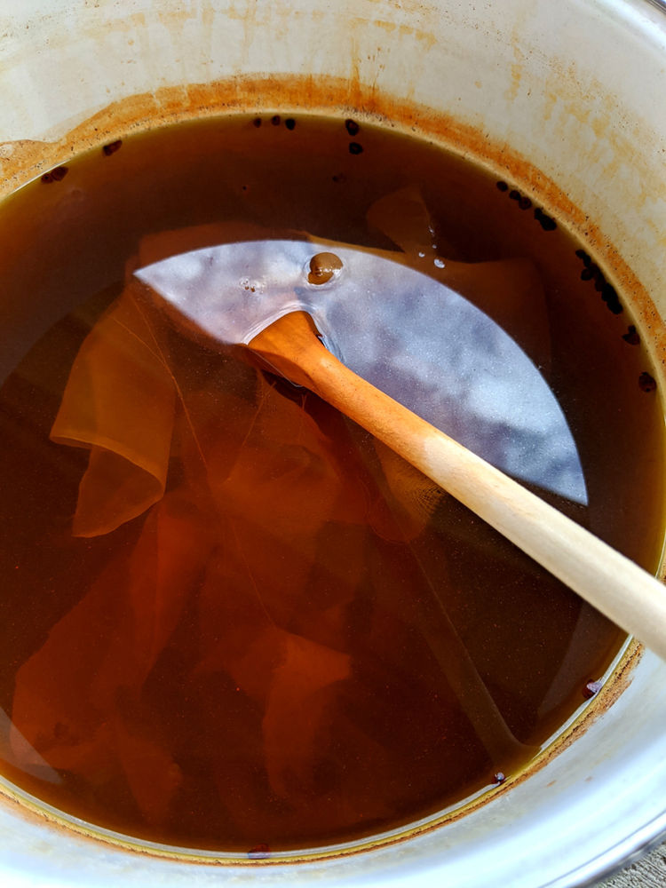 How to Natural Dye