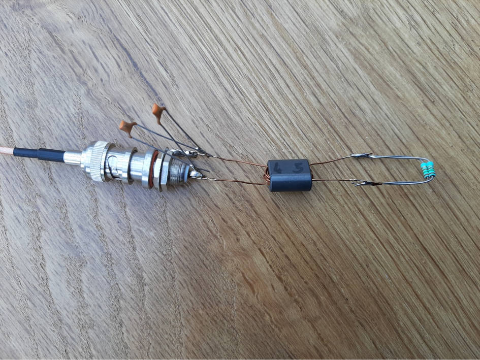 50 to 75 ohm transformer for receiving systems.