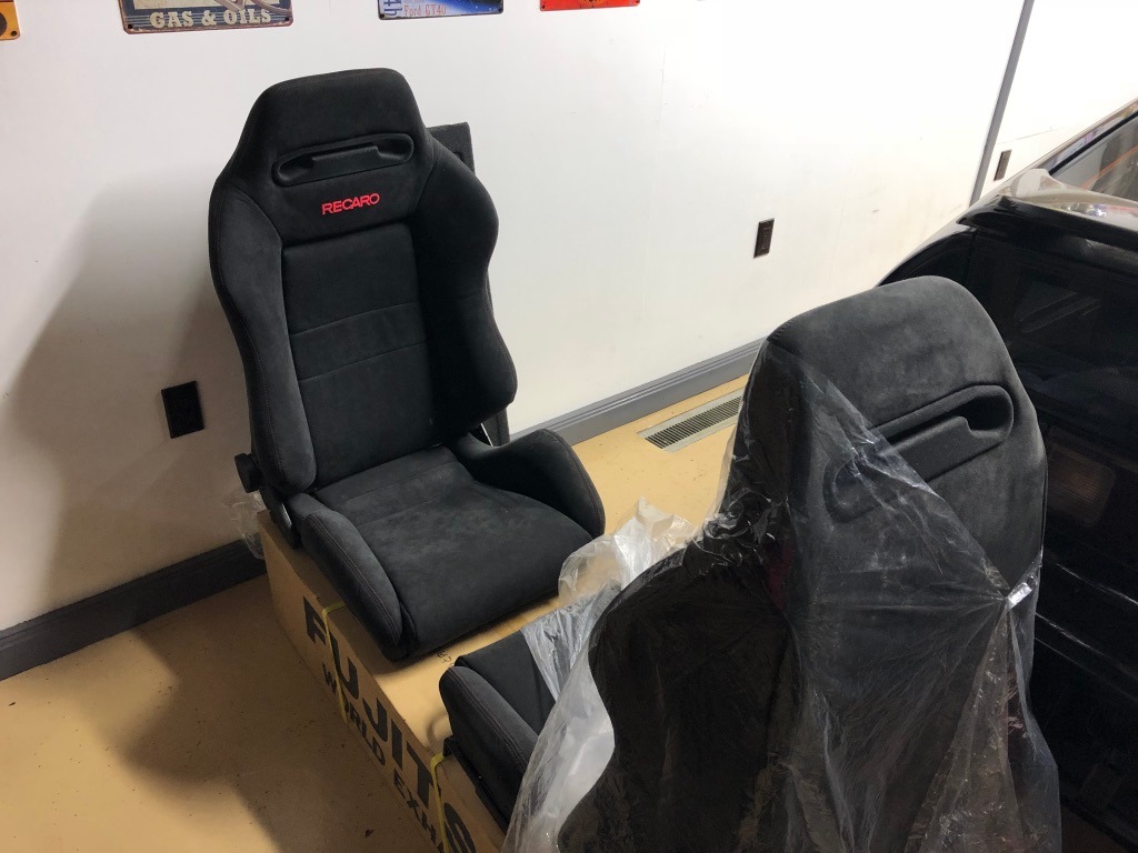 Jomon's CRX-R. Part 4 - Making the "Type R" Interior. VIDEO LIVE!