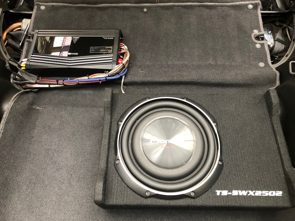 Jomon's CRX-R. Part 4 - Making the "Type R" Interior. VIDEO LIVE!