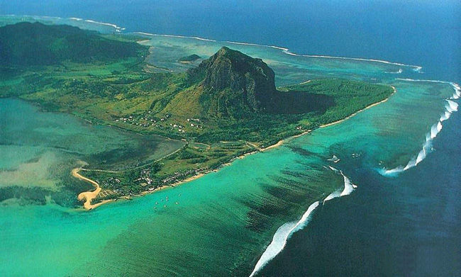 La "cascade sous-marine" de l’Île Maurice