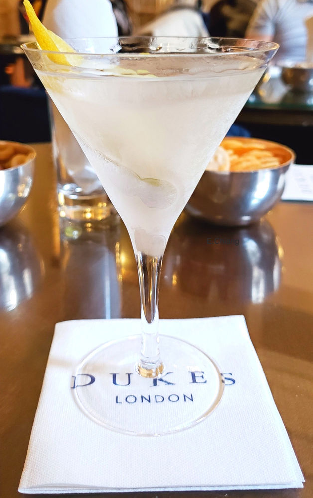 Must Try Cocktail Bars in London (a wide range from cheap to high end)