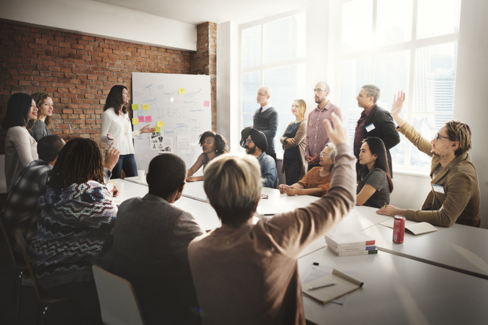 Build Strong Teams Through Regular Team Review Meetings