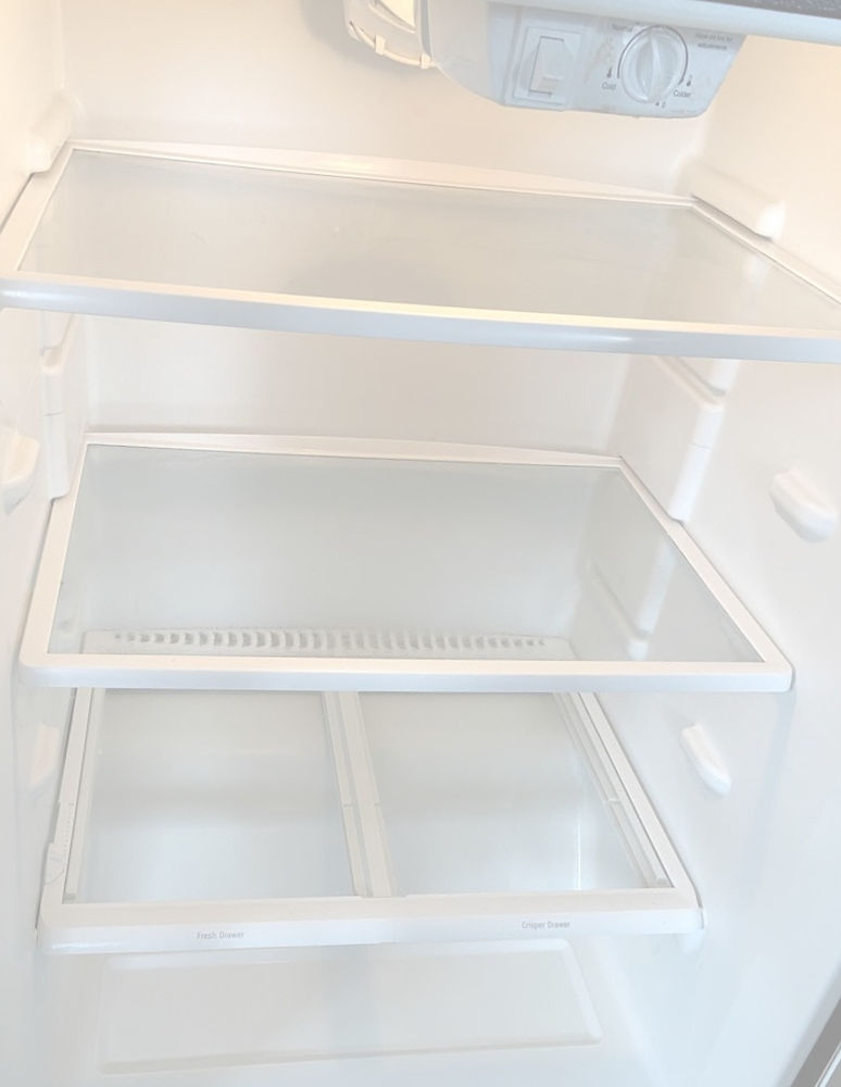 How to Organize Your Fridge, Keep it Clean, and What to Buy