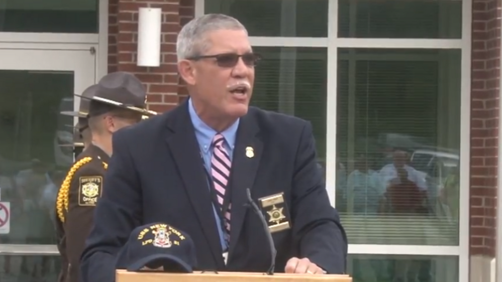 Rockingham County sheriff promotes crowdfunding website for border wall