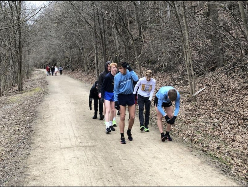 Distance Practice Pics 3/7 | UHS Cross Country