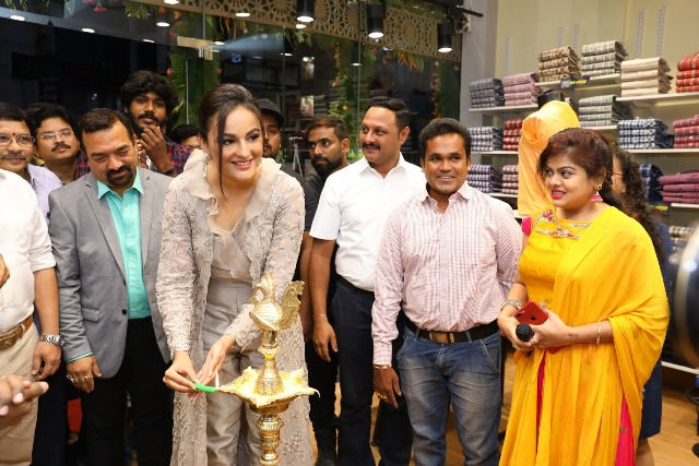 Oxemberg launches exclusive Showroom at Hyderabad