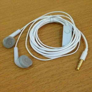 Mengenal Perbedaan Headset, Earphone dengan Headphone dan Handsfree