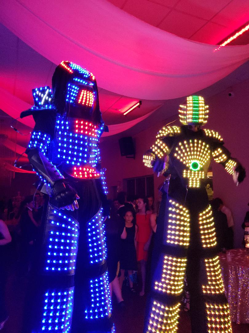 Led Robots | Grupo Sensacion / Ricky Valtierra / Led Robots