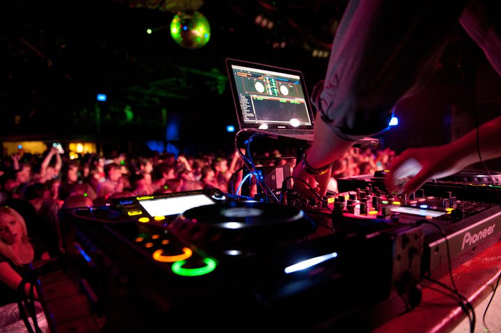 Sequoyah Entertainment | Knoxville Private Event DJ