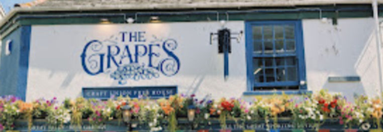 Grapes Inn Falmouth Dog-Friendly Pub | Dogs Welcome Inside