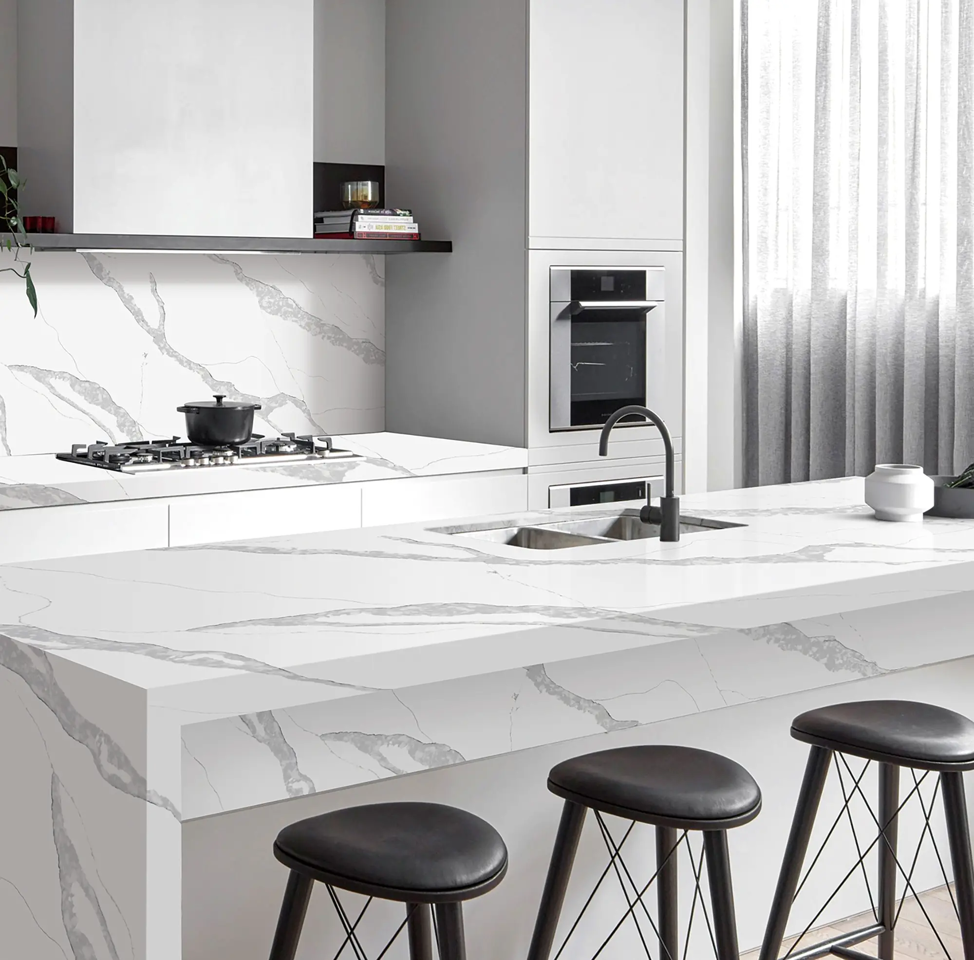 TCE 4028 Ice River | Quartz International