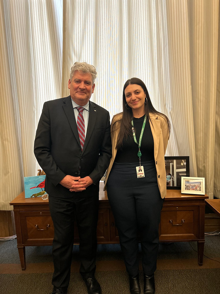 MPP Placement: Milena & MPP John Fraser