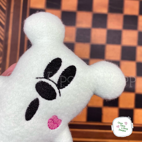 Stuffy: Mr Mouse Ghost Kiss - 4 Sizes 4x4, 5x7, 6x10, 8x12 for ITH ...