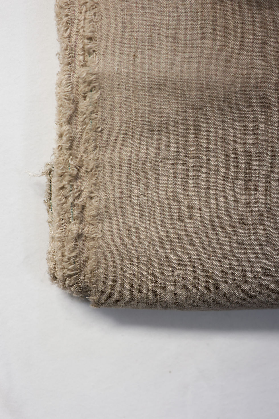 Plant-dyed Linen Fabric | Charlie Darwin