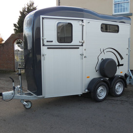 Cheval Liberte Touring One - Single Horse Trailer - West House Trailers