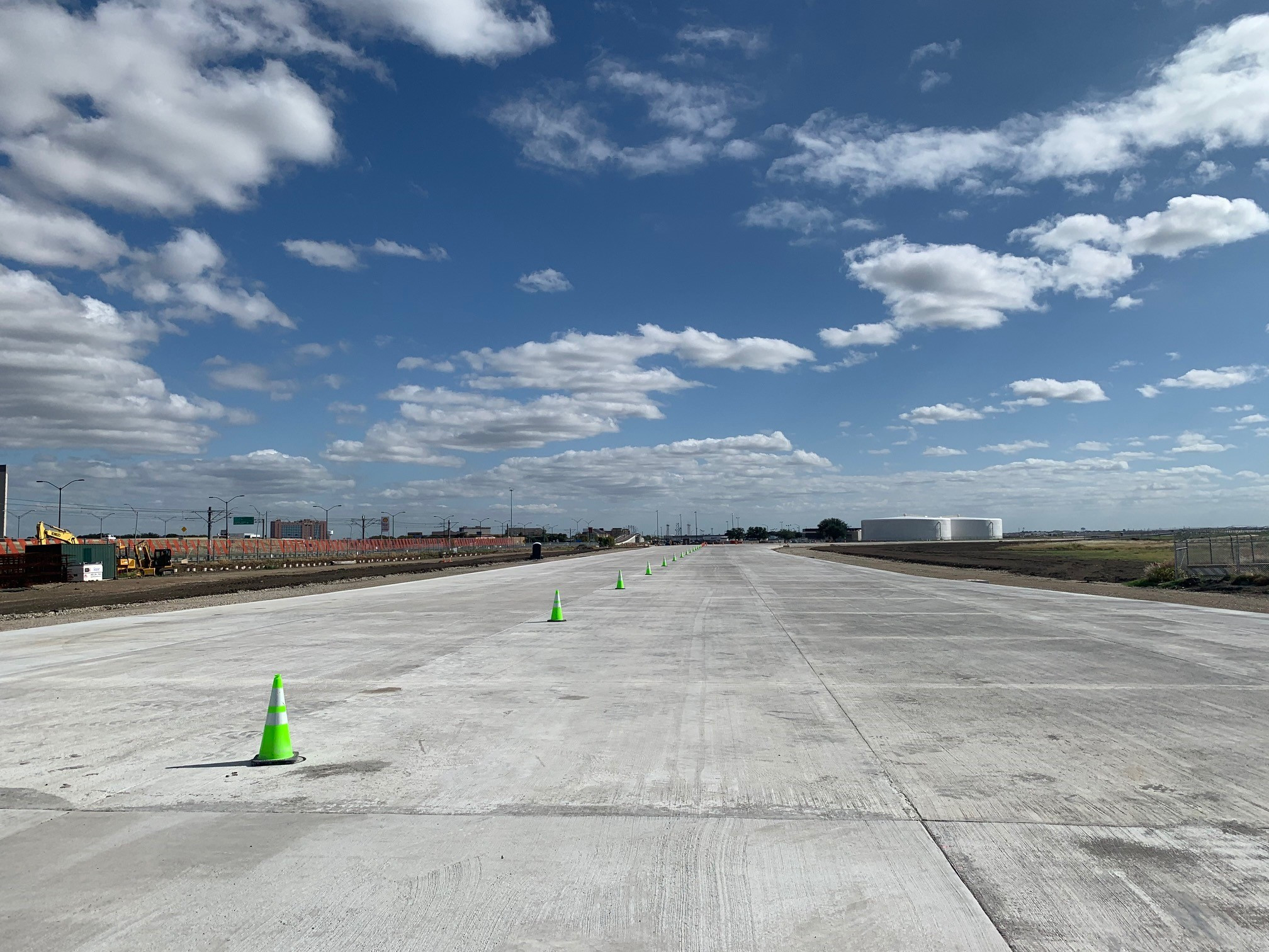 DFW AIRPORT NE END AROUND TAXIWAY PACKAGE