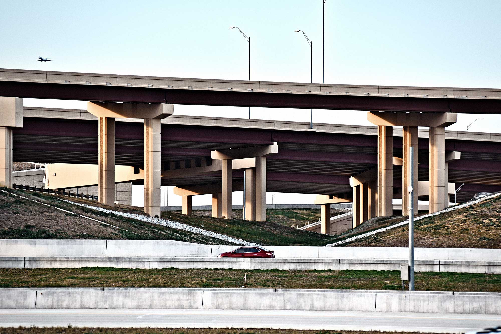 DFW CONNECTOR