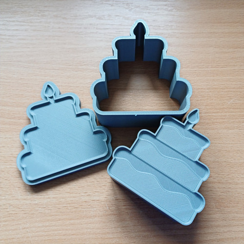 Birthday Cake Bath Bomb mold (Cada molds) | I Dream In Soap