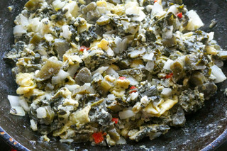 how to cook poke salad and eggs