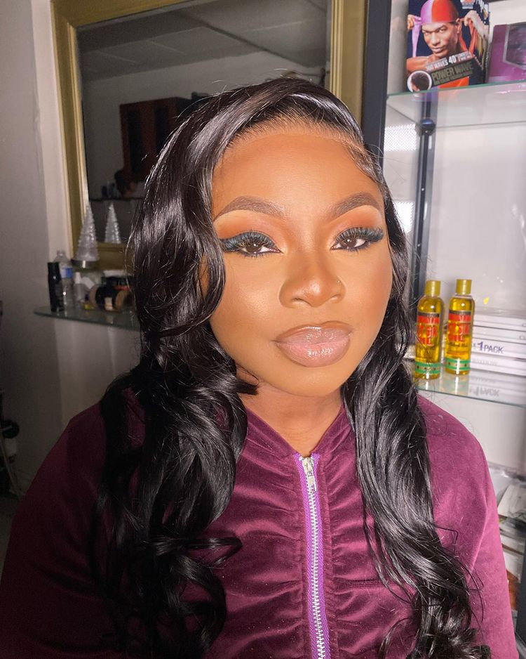 TORONTO, CANADA - MAKE-UP ARTISTS