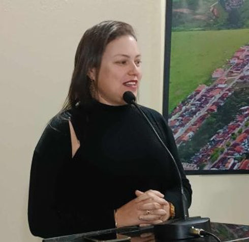 Câmara derruba parecer do TCM e reprova contas da prefeita Lorenna Di ...
