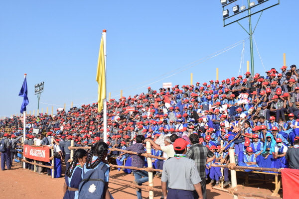 [India] IYF, Together with the 35,000 members of the National Jamboree ...