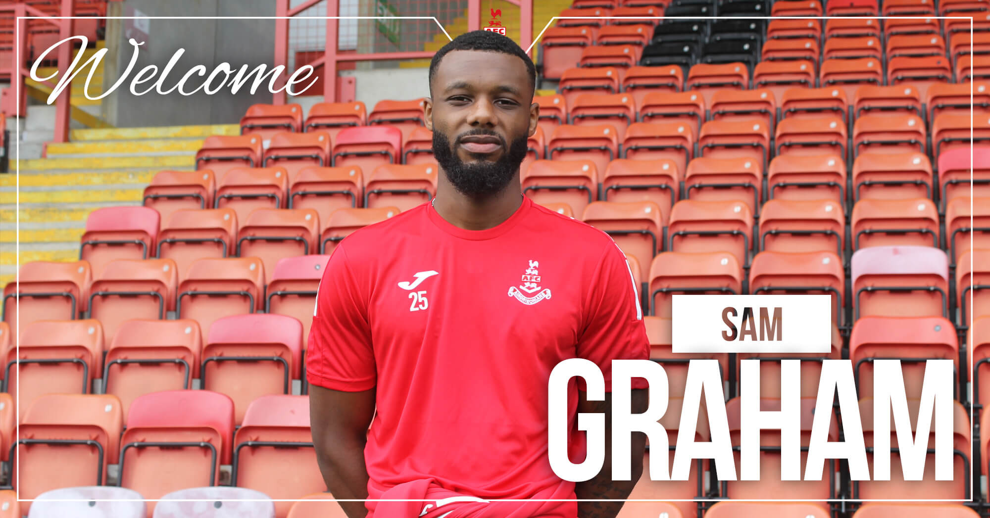 Defender Graham joins the Diamonds