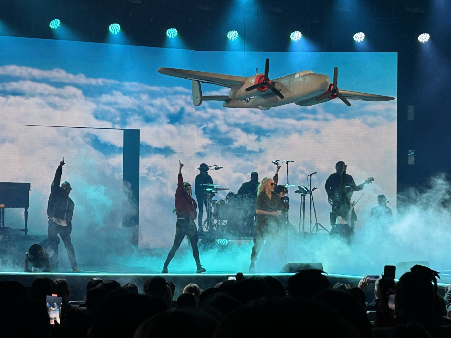 Fabricating 18ft Oversize Airplane Prop for "Christmas at Central Church"