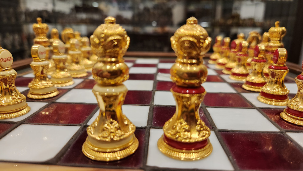 Franklin Mint official Coca-Cola Chess set | Kim Chess Collection