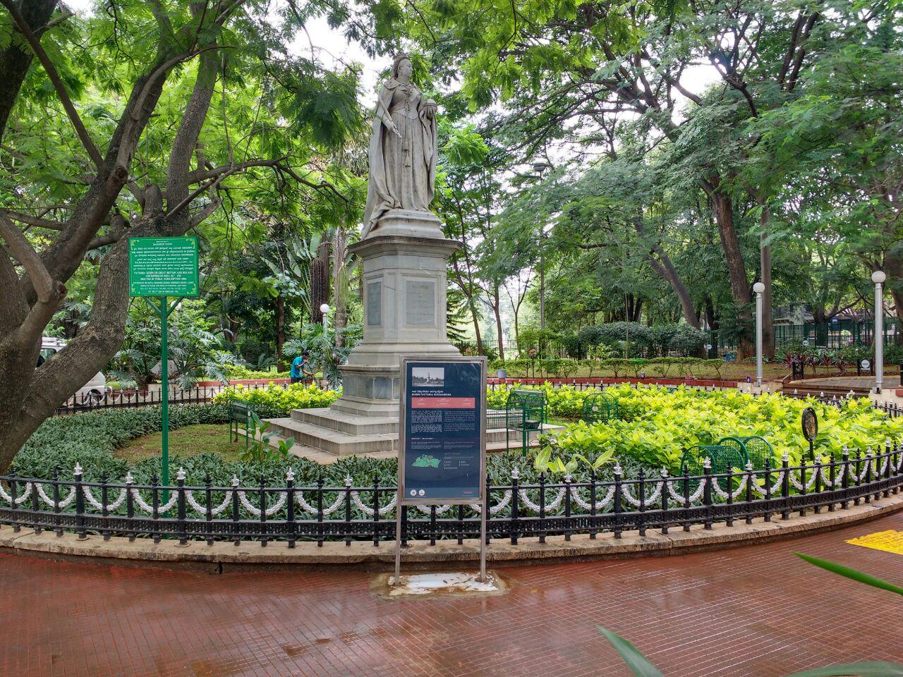 Integrated wayfinding system for Cubbon park