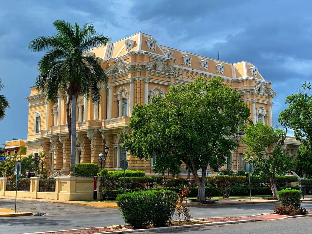 El Palacio Cantón de Mérida Yucatán - ARPR MÉXICO