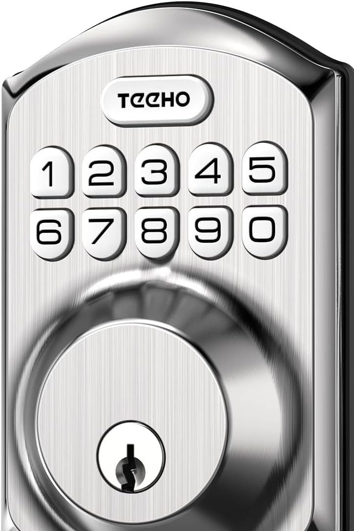 5 Best Smart Locks for Canadian Winters (2024)