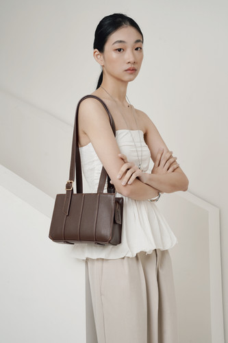 Roxie Shoulder Bag - Walnut | Inattendue