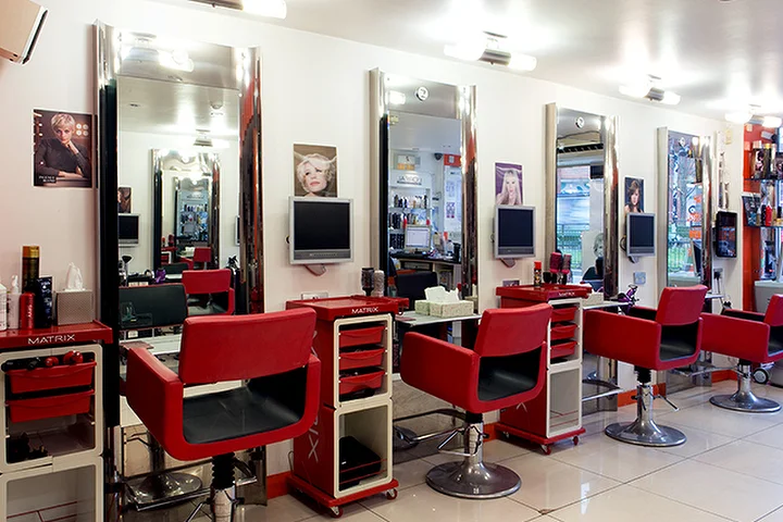 Beauty Parlor Services | Hounslow, London | Anuyu Hair And Beauty Salon